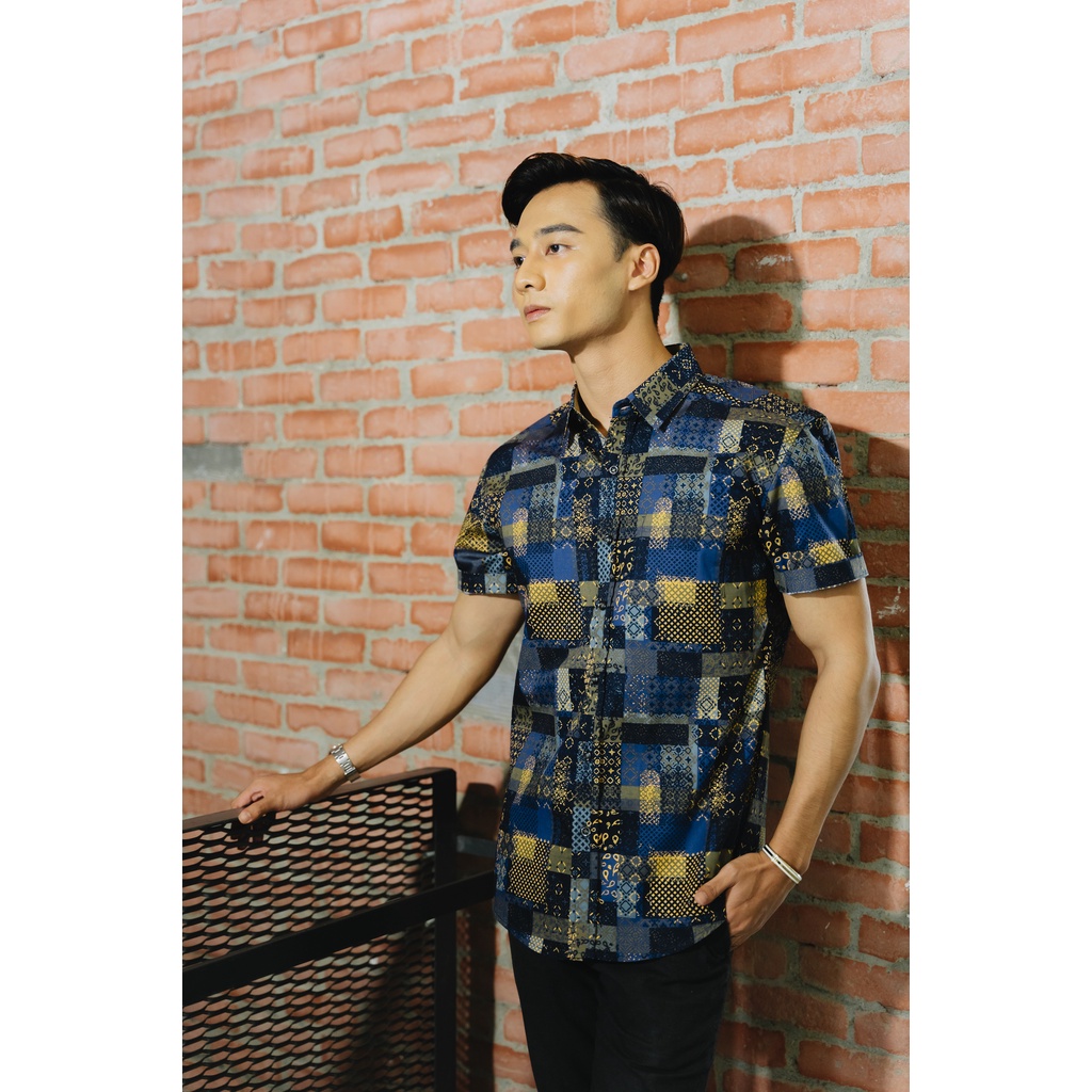 I Am Famous Slim Fit Shirt | Shopee Malaysia