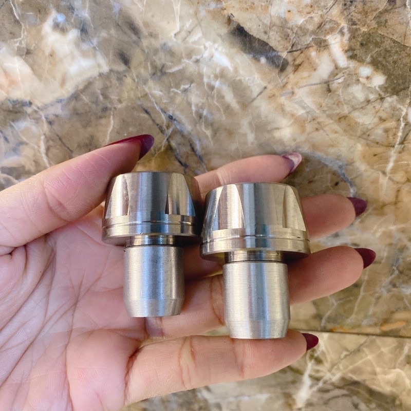 Aluminum motorcycle hump with 6mm hole, sturdy, creates a fixed ...