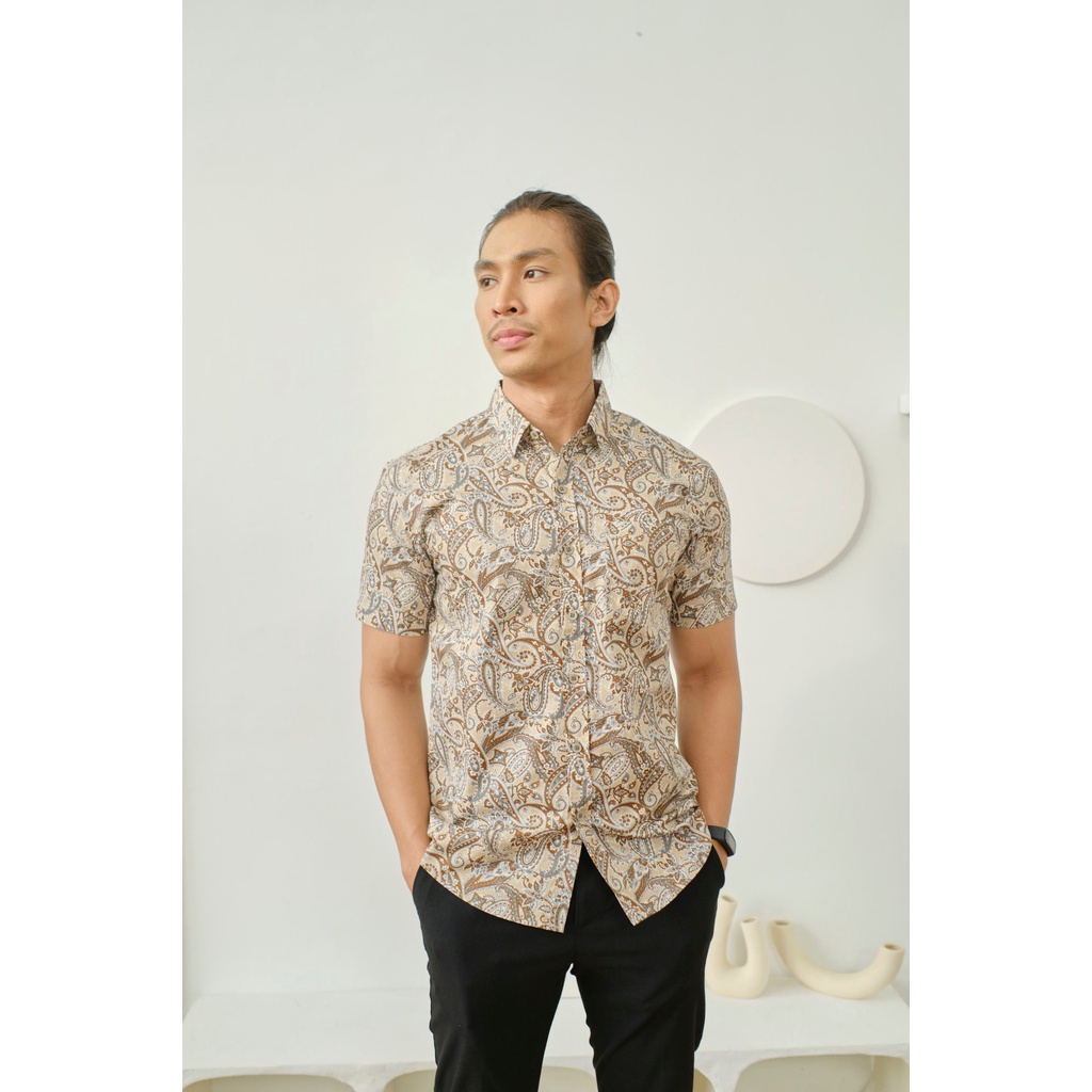 I Am Famous Slim Fit Shirt - Signature Collection | Shopee Malaysia