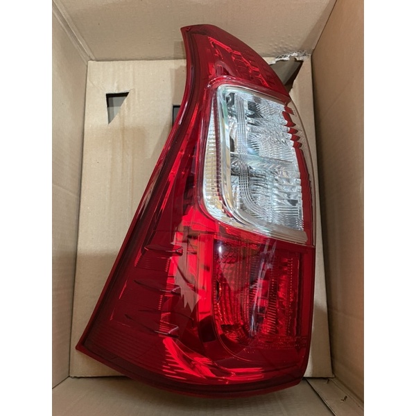 Toyota Avanza 2015-2018 Tail Light | Shopee Malaysia
