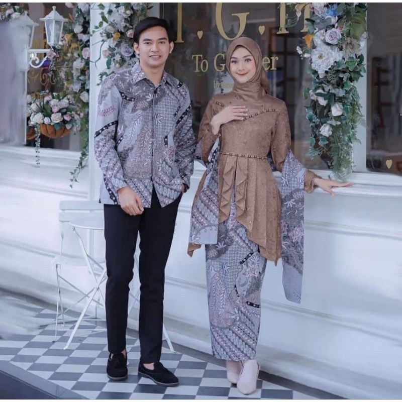 Laveya COUPLE BATIK KEBAYA For Girls, Boys, Invitations, KEBAYA Suits ...