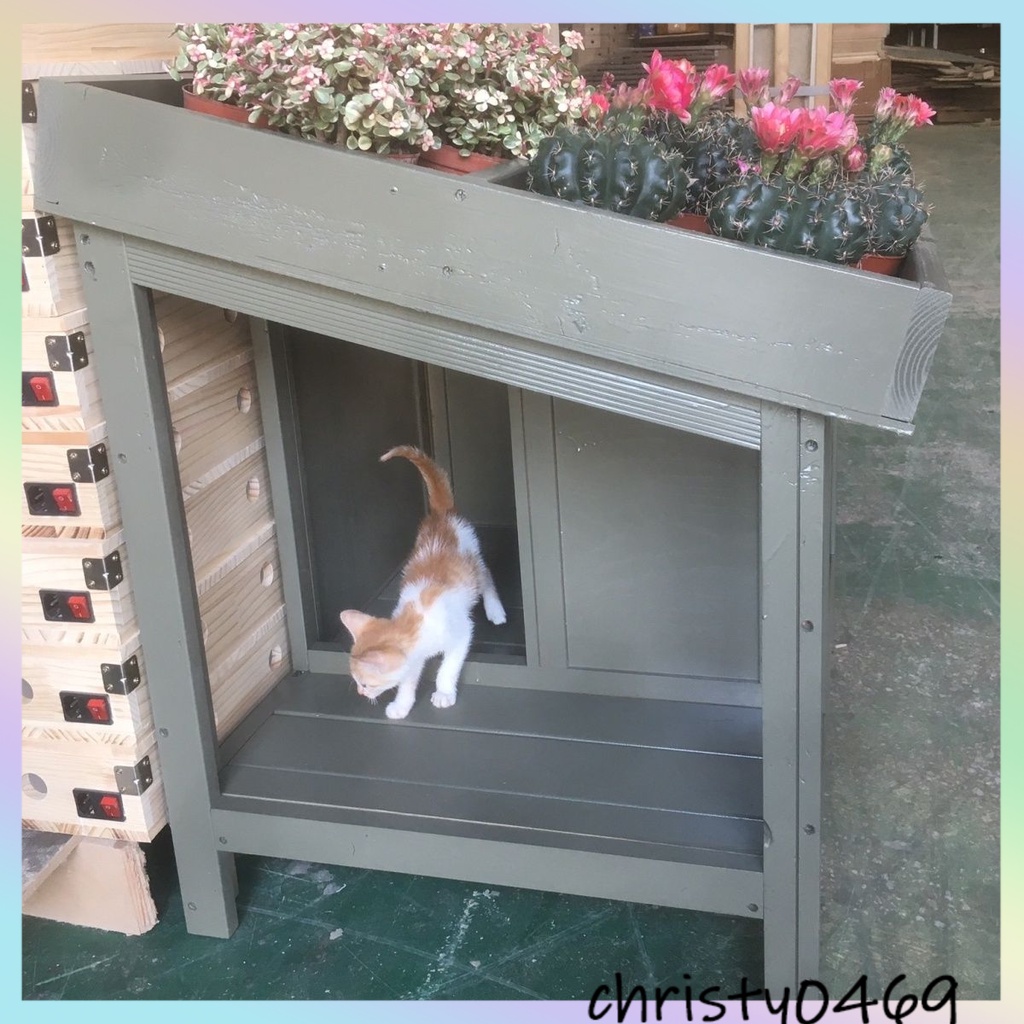 Outdoor pet house stray cat house stray dog house solid wood anti ...