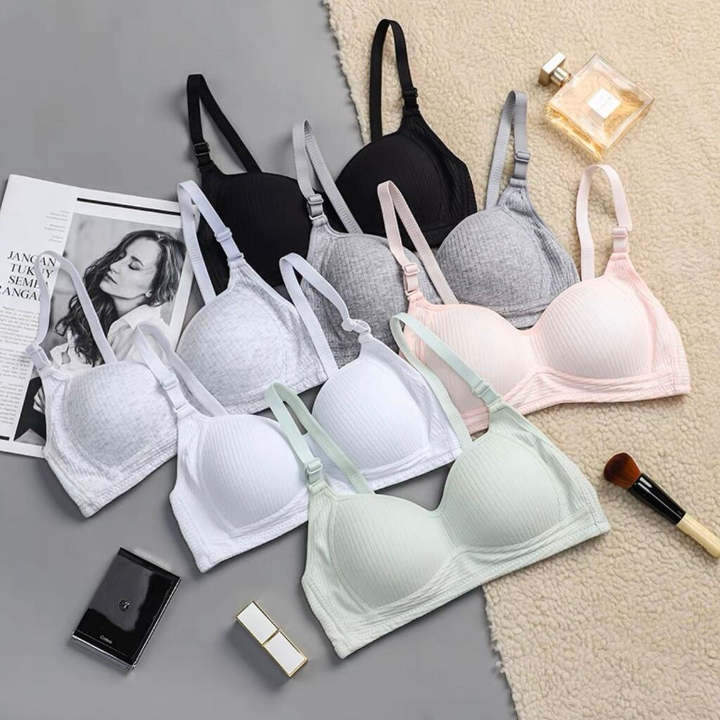 Comfortable Small Chest Push Up Seamless Wireless No Wire Student Girl ...