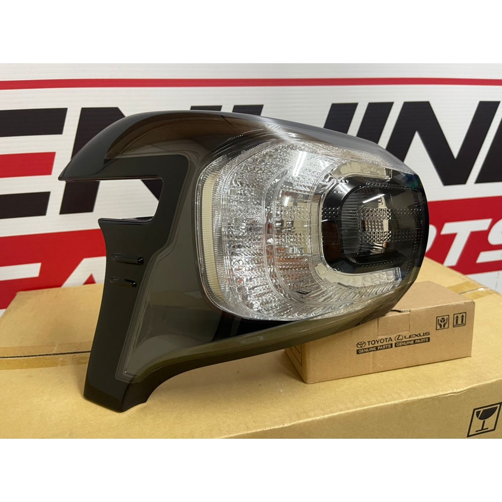 Toyota Original Tail Lamp Rh Units Sienta Nsp170 | Shopee Malaysia