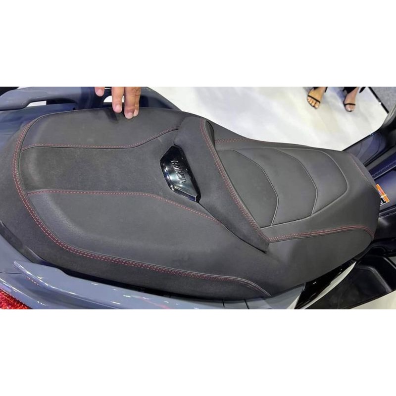 Seat YAMAHA XMAX SP limited edition | Shopee Malaysia