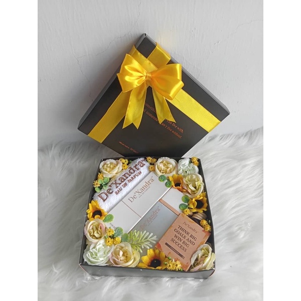 SET HANTARAN PERFUME DEXANDRA - SUPRISE BOX FOR BIRTHDAY HADIAH HARI ...