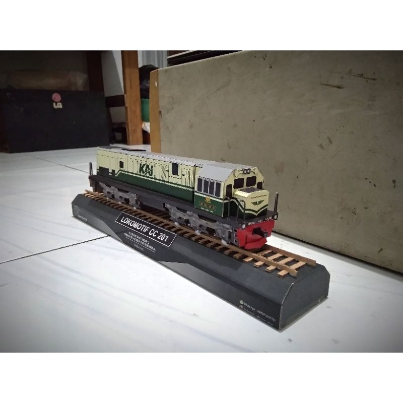 Papercraft miniature locomotive cc201 livery vintage | Shopee Malaysia