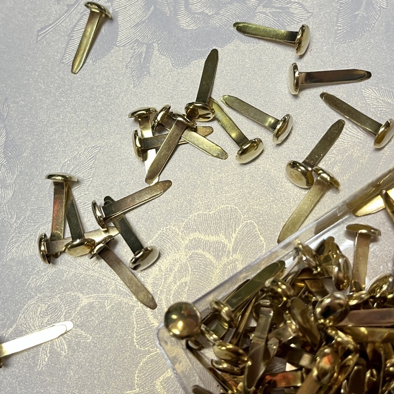 🇲🇾Round brads fastener split pin | [20pcs] | Scrapbook accessories ...