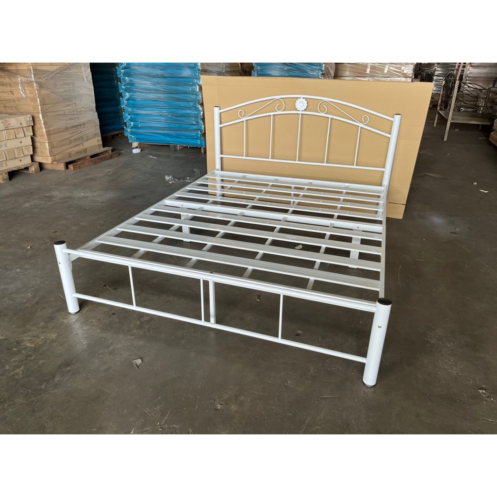 Metal Queen Bed Besi | Shopee Malaysia
