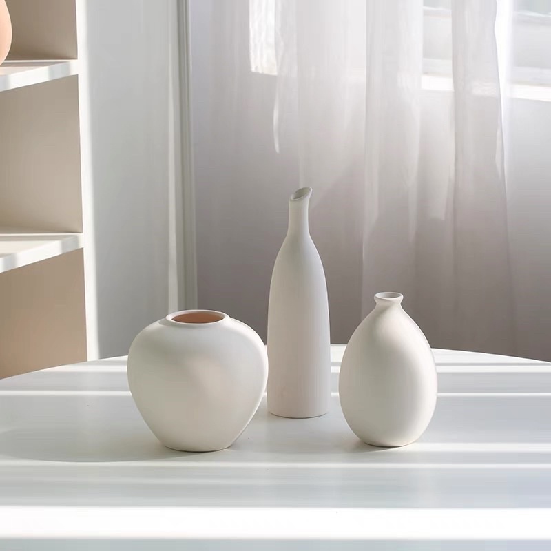 PMMM Pasu Putih / Nordic Clay Ceramic Vasses INS Style Decorative ...