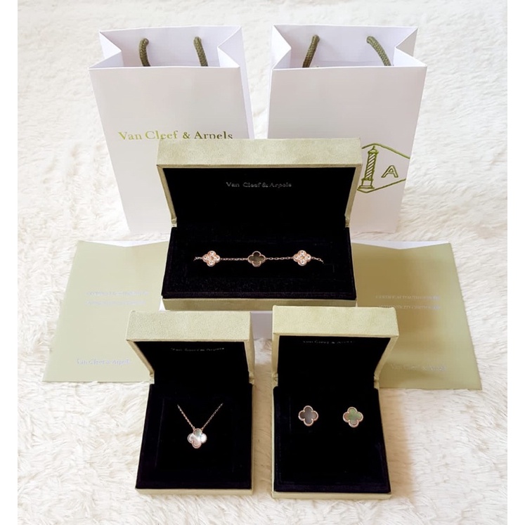 Authentic VCAs Grey Mother of Pearl Vintage Alhambra Set Necklace ...