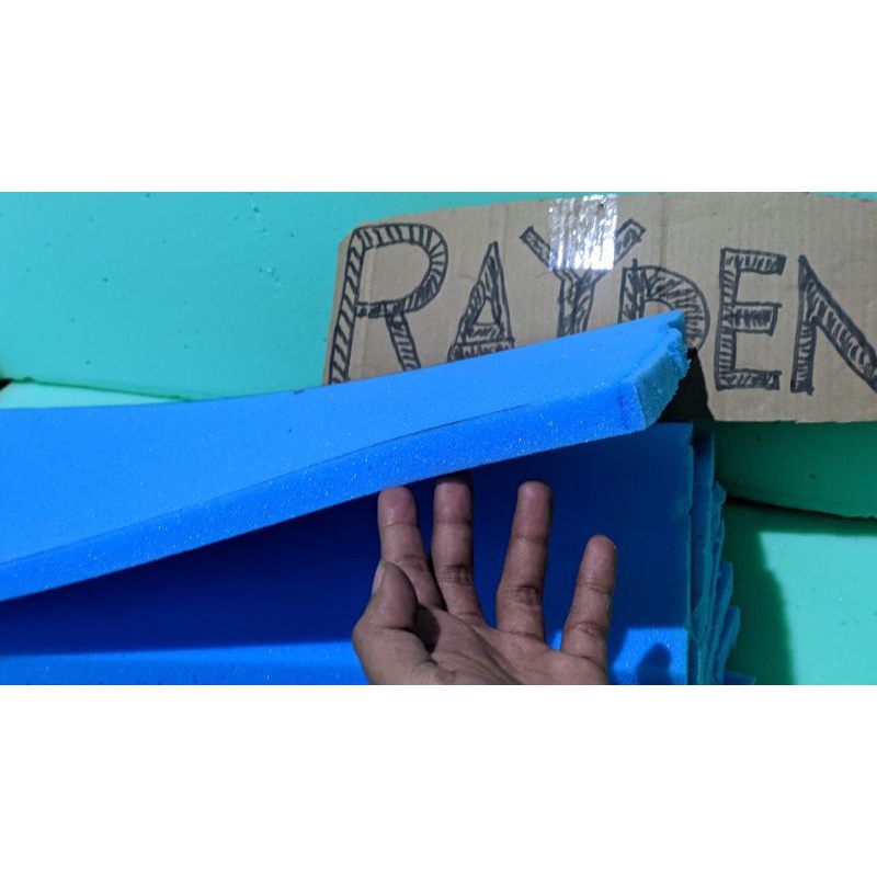 2cm thick sheet of blue foam sponge is suitable for additional ...