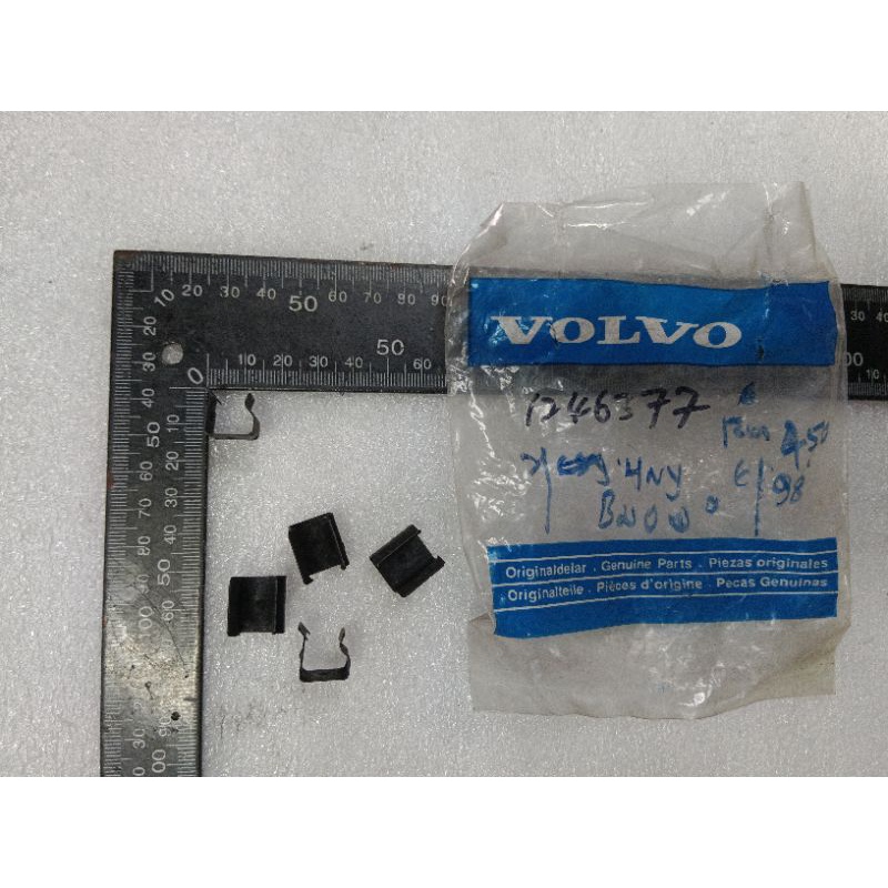 Mercedes 240/260/262 Clip Bumper Mount 1246377.Nos original parts ...