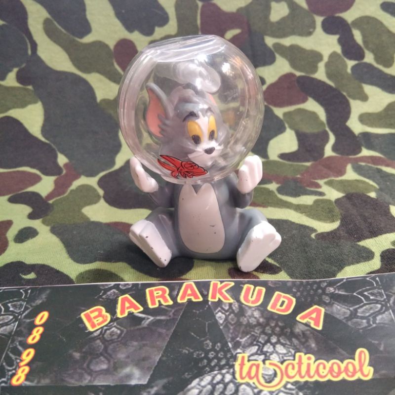 Tom and Jerry Happy Meal Mc Donald 2021 Tom and the Fishbowl | Shopee ...