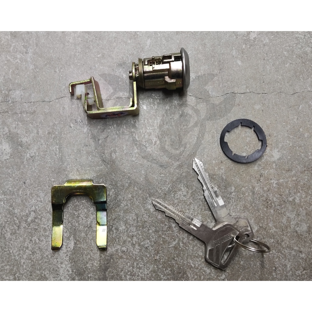 PROTON WIRA REAR BONNET KEY LOCK (Sedan / Aeroback) | Shopee Malaysia