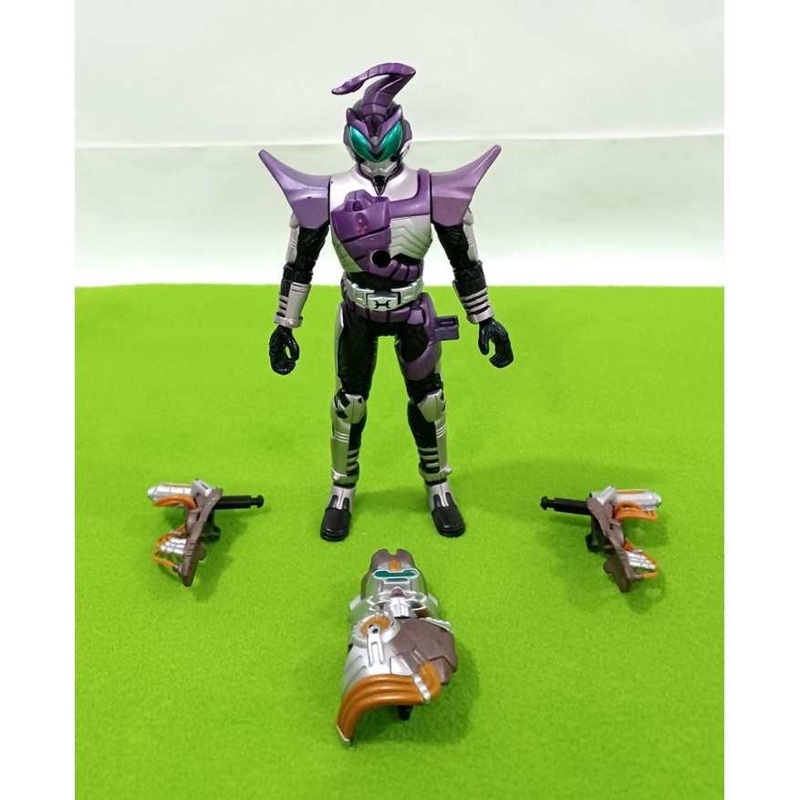 Bandai year 2006 Kamen Rider Kabuto Cast Off Rider 04 Kamen Rider ...