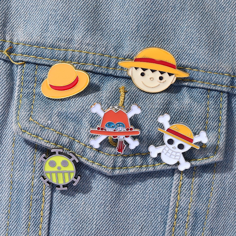 One Piece Japanese Anime Brooch Cartoon Character Luffy Cute Alloy ...