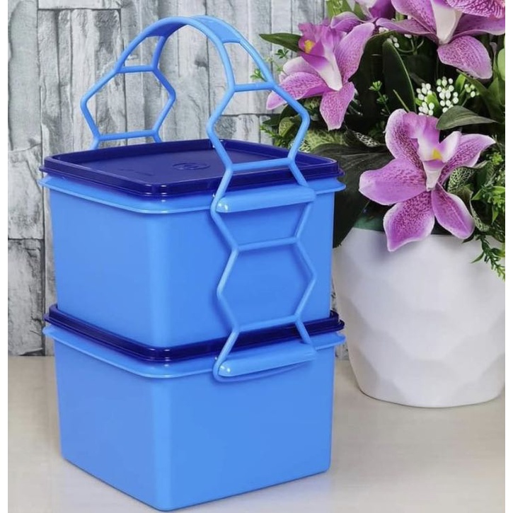 Tupperware Royale Blue double deep with cariolier - 1.7 liter | Shopee ...