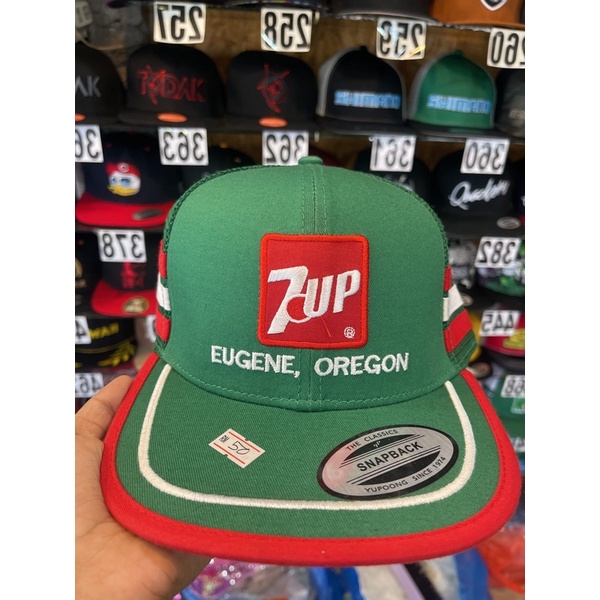 cap vintage 7up viral | Shopee Malaysia