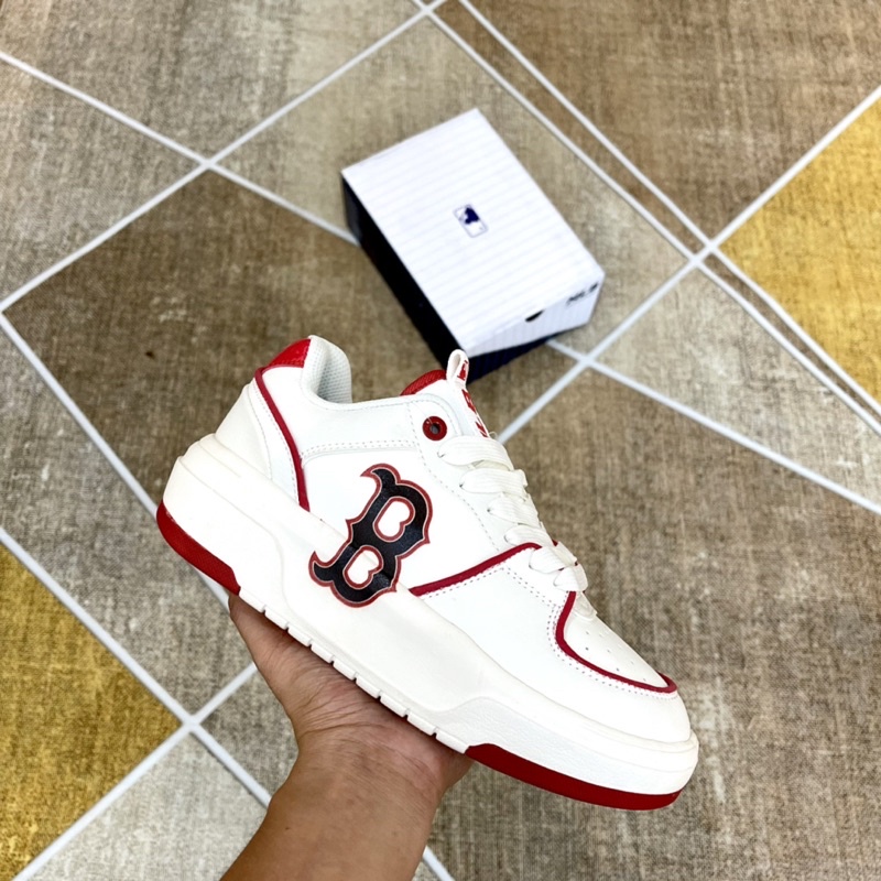 Liner Low Shoes With B Letter Pattern In Red Black full box | Shopee ...