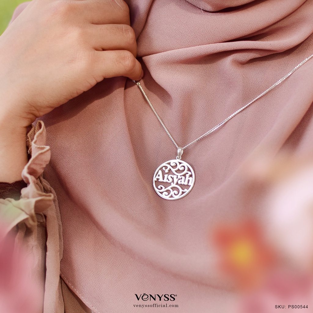 VENYSS Loket Classic Elegant Pendant Ukir Nama Perak 925 Sadur Emas 916 ...