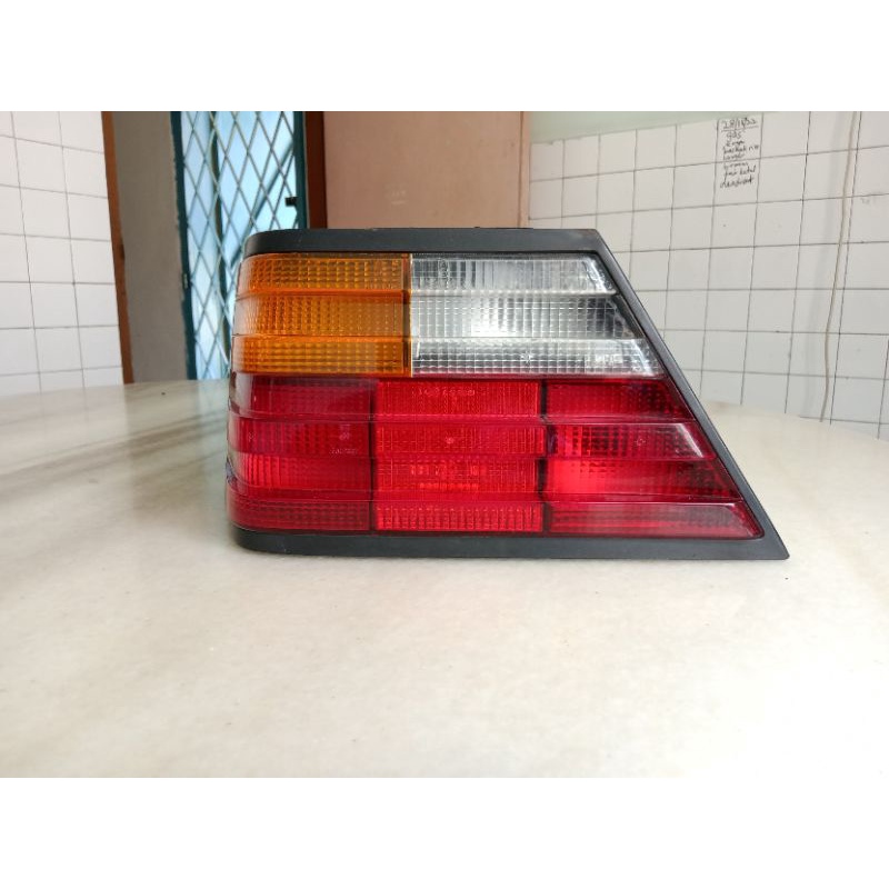 Mercedes-Benz W124 Prefacelift Original Tail Lamp Left Side Mercedes ...
