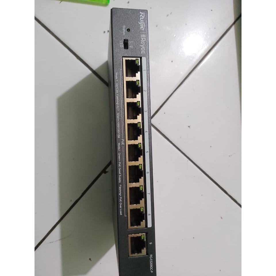 Ruijie REYEE RG-ES209GC-P, 9-Port Gigabit Smart Cloud Mananged PoE ...