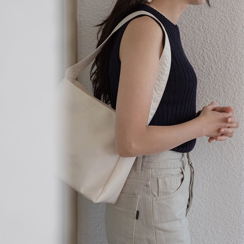 [MUCU AND EBONY] Comfy Bag (6colours) / Strap - Korean Designer Bag ...