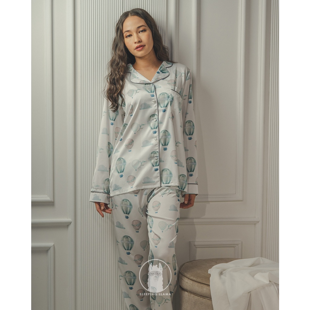 GLEE - women (Imprint Silk pajamas) | Shopee Malaysia