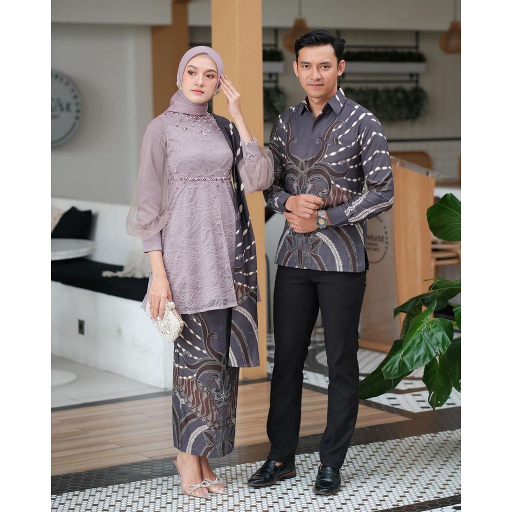 Batik Couple Kebaya Modern Kebaya Fiance Kebaya Graduation Kebaya ...