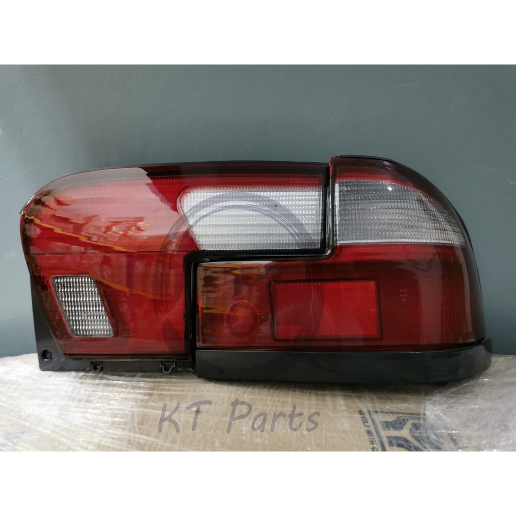 PROTON WIRA 1995 YEAR TAIL LAMP / TAIL LIGHT / BELAKANG LAMPU BESAR ...