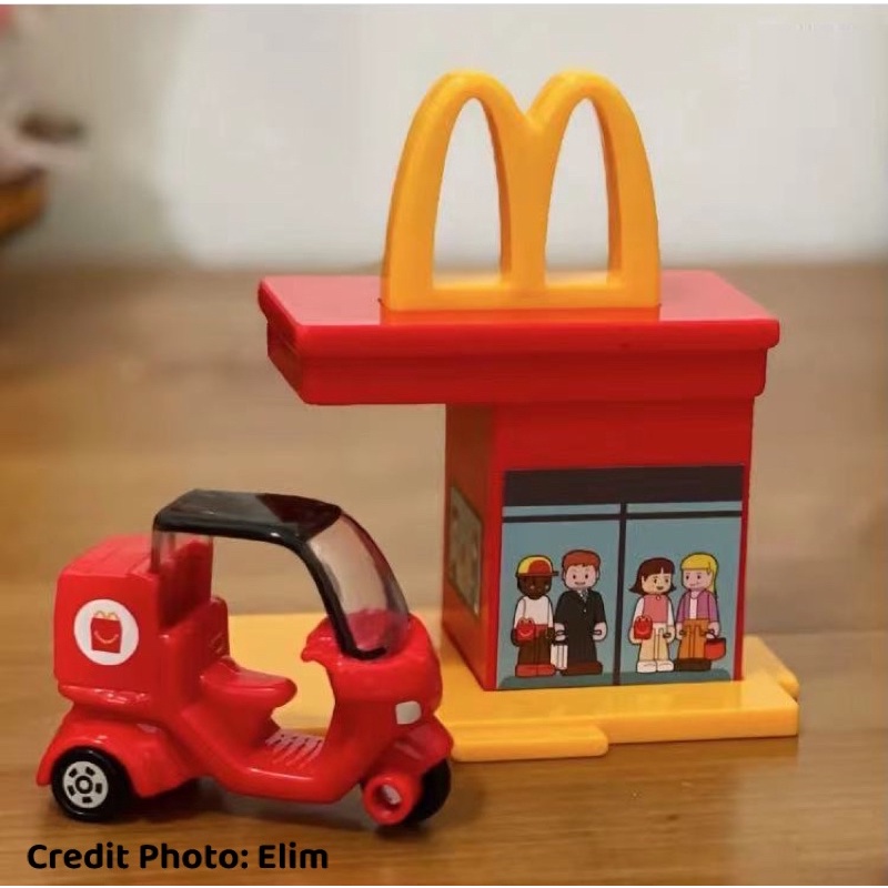 McDonalds Happy Meal Tomica Restaurant and Delivery Bike Mcd Kids Toys ...