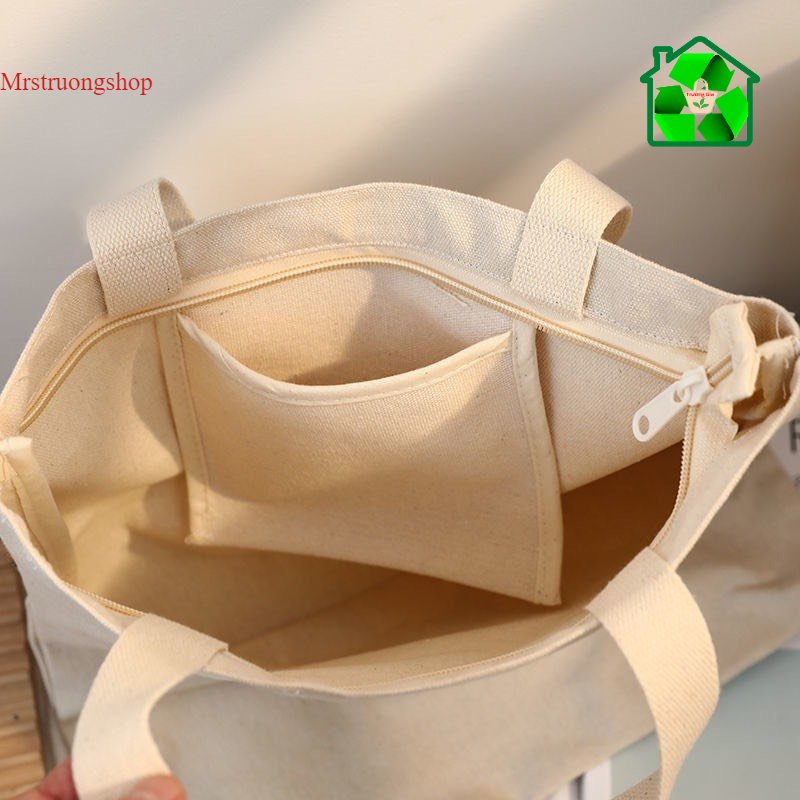 Plain Canvas and Canvas bags, selected according to each color ...
