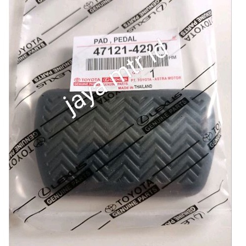 Innova reborn Fortuner Hilux pedal rubber unit price | Shopee Malaysia