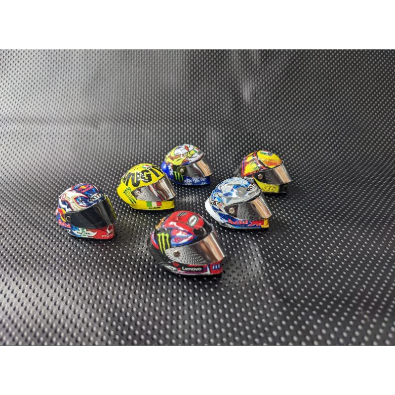 Miniature MotoGP helmet scale 1 12 | Shopee Malaysia