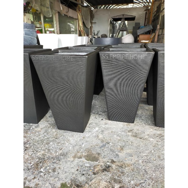 REX Z1 L Matte Large Line Fiberglass Flower Pot Pasu Bunga Garden Taman ...