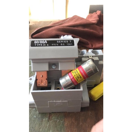 Sesco 60A/80A cut out C/W Fuse | Shopee Malaysia