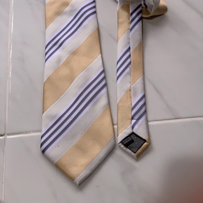 SUAVE Neck Tie Tali Leher (pre-loved) | Shopee Malaysia