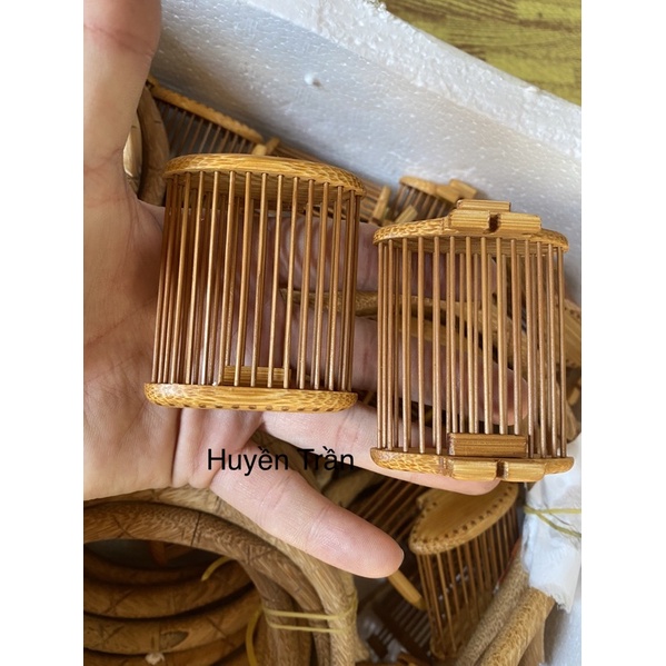 Vip bamboo cricket basket Old cricket basket, Vip locust basket, high ...