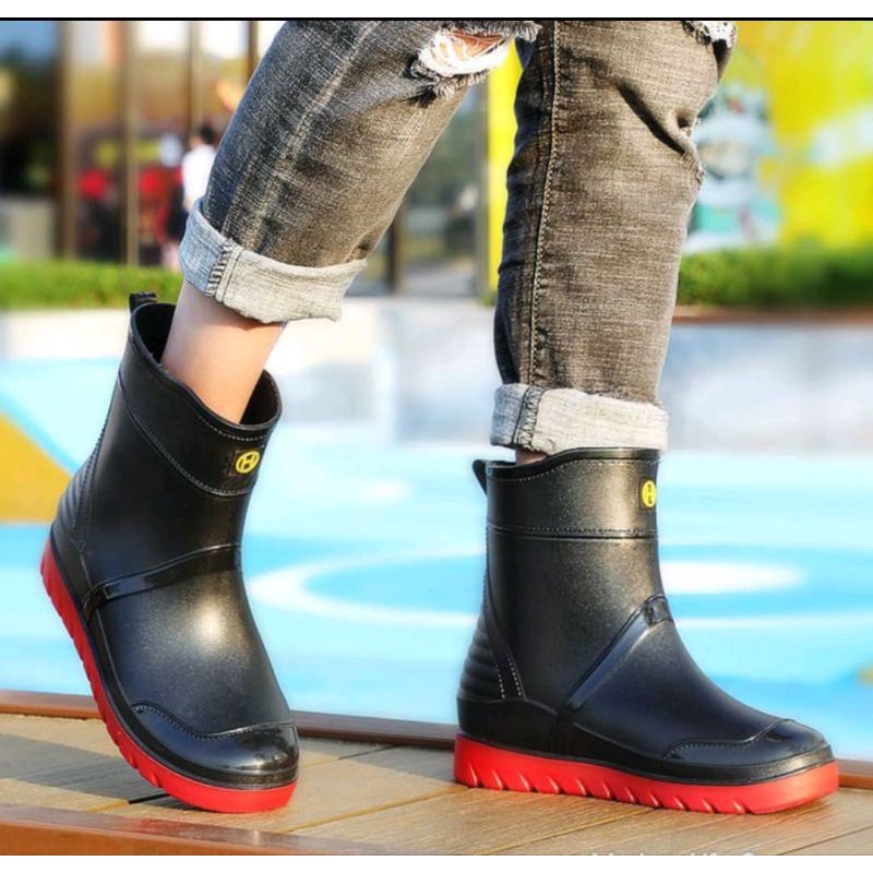 Kasut Getah Lelaki 18cm/Kasut Boots/Rain Boots (ready stock) | Shopee ...