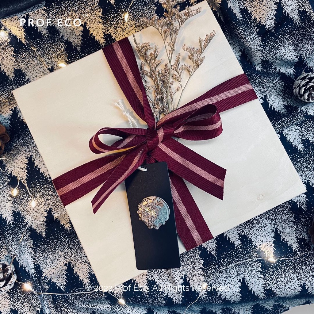 [READY STOCK] Wooden Gift Box Packaging with Textured White Ribbon ...