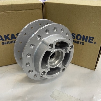 HONDA DASH 110 WAVE110 FRONT WHEEL HUB (SILVER) FOR DISC PLATE MODEL ...