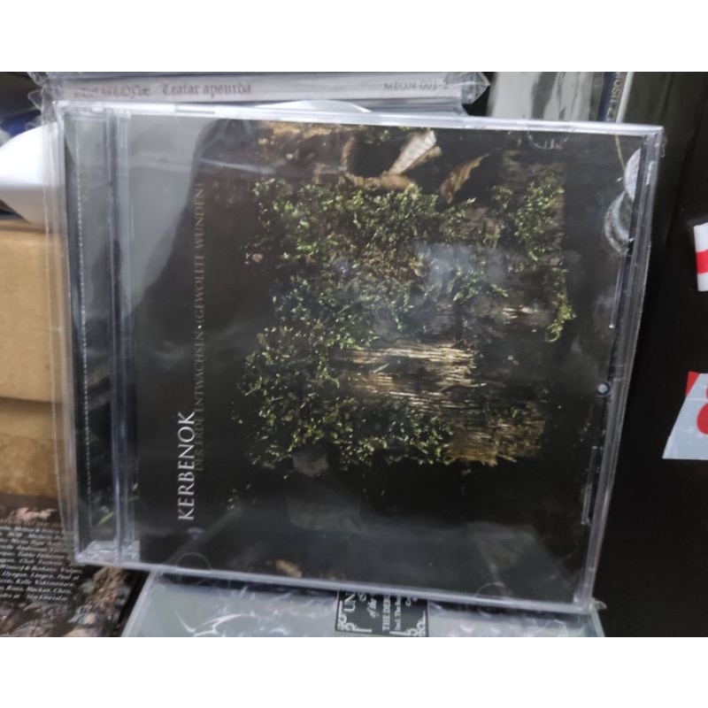 KERBENOK "Der Erde Entwachsen (Gewolte Wunden)" CD Paganistic Germany ...
