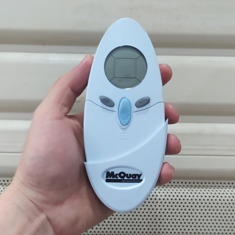 Original McQuay LE09468CH00 AC remote | Shopee Malaysia