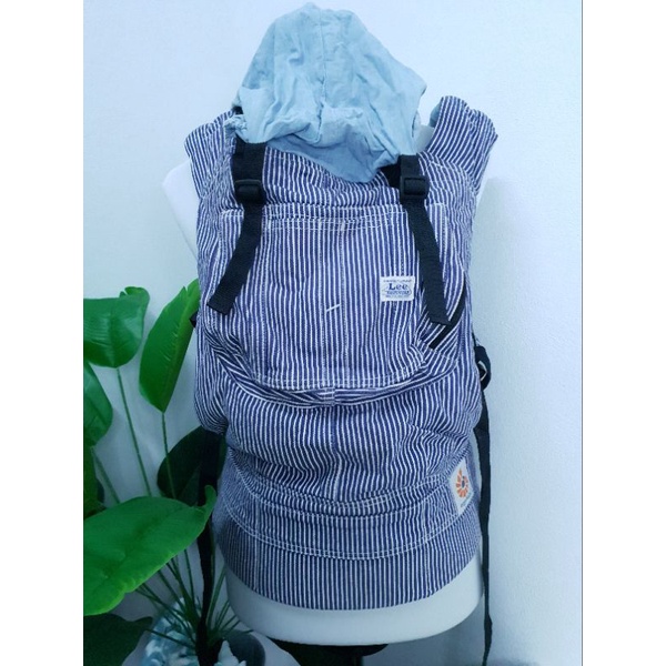 Used Ergobaby Lee Limited Edition Hickory Striped Denim Multi Position Adjustable SSC Shopee Malaysia