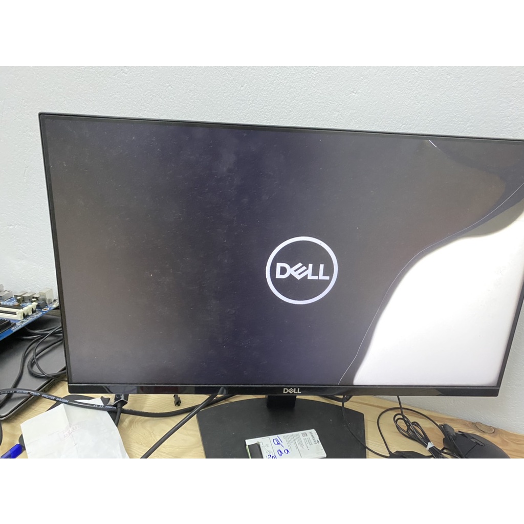 Dell SE2419HR screen has 1 corner | Shopee Malaysia