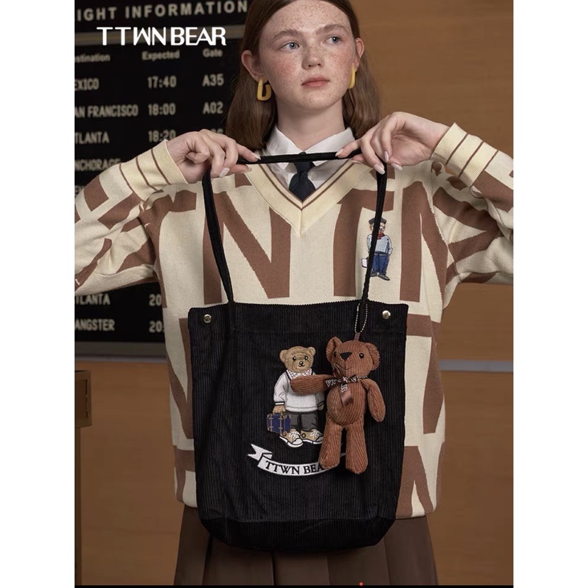 TTWN BEAR Shoulder Hand Carry Bag with Bear Plushie 天天维尼熊单肩手提袋送小熊吊饰 ...
