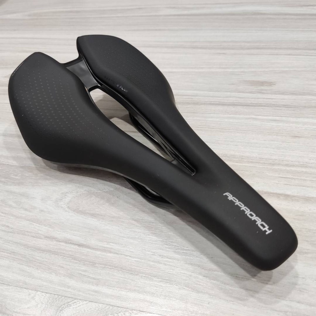GIANT APPROACH Bicycle Road MTB Bike Cycling Saddle | Shopee Malaysia