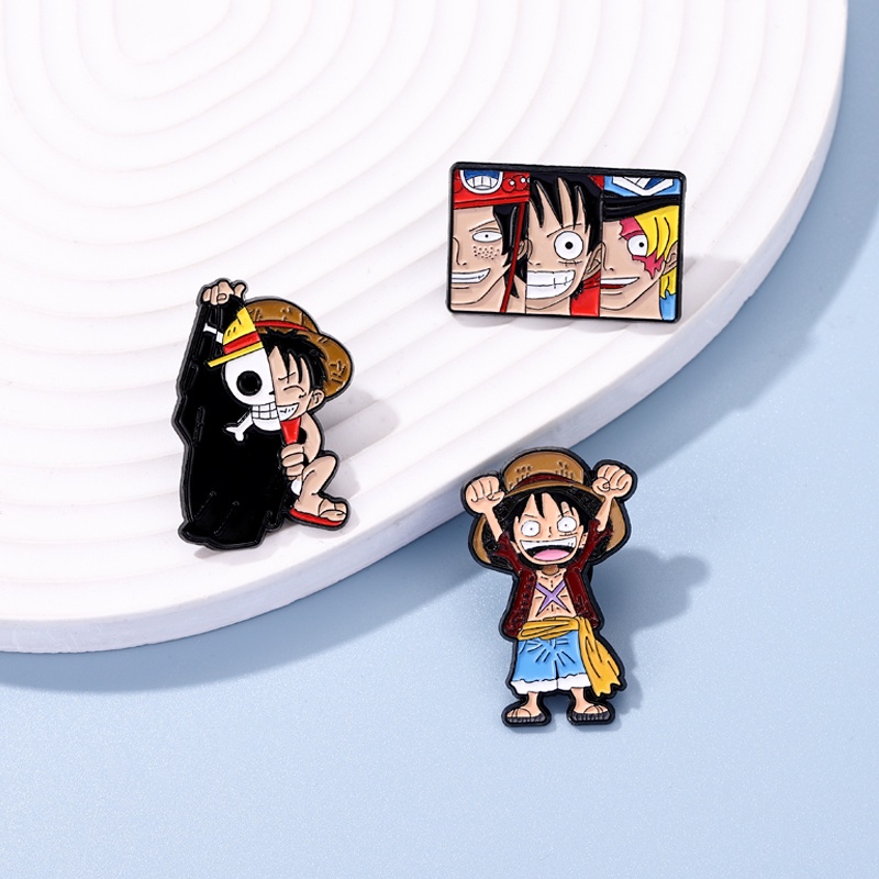 Anime One Piece Enamel Pins Brooch Luffy Soron Lapel Brooches Badge ...
