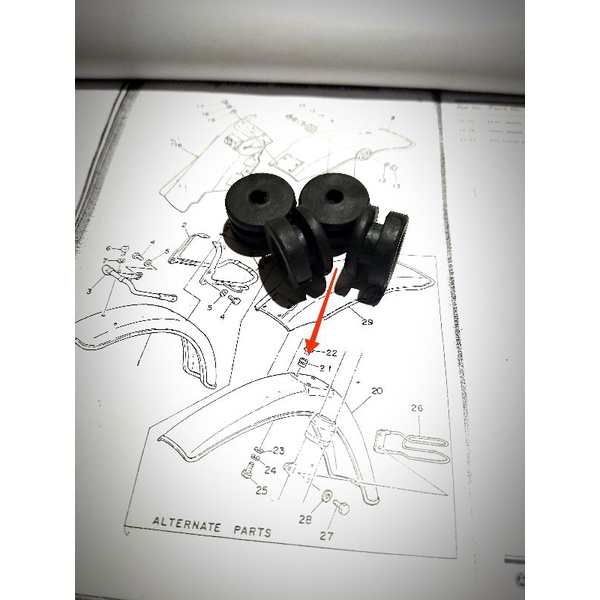 Rubber Side Cover Filter Yamaha DT100 Left Right Triangle Plastic Set ...